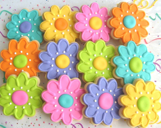 Flower Cookies - Flower Cookie Favors - Decorated Flower Cookies - 1 ...