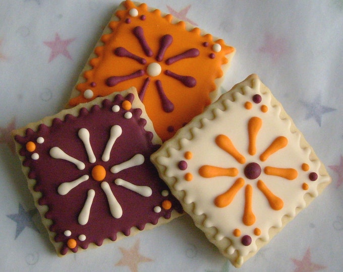 Scallop Square Decorated Cookies - Square Decorated Wedding Cookie ...