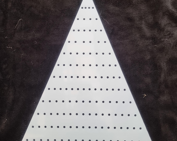 UITC Triangle Boards, UITC Wreath Board, Triangle Board, Triangle ...