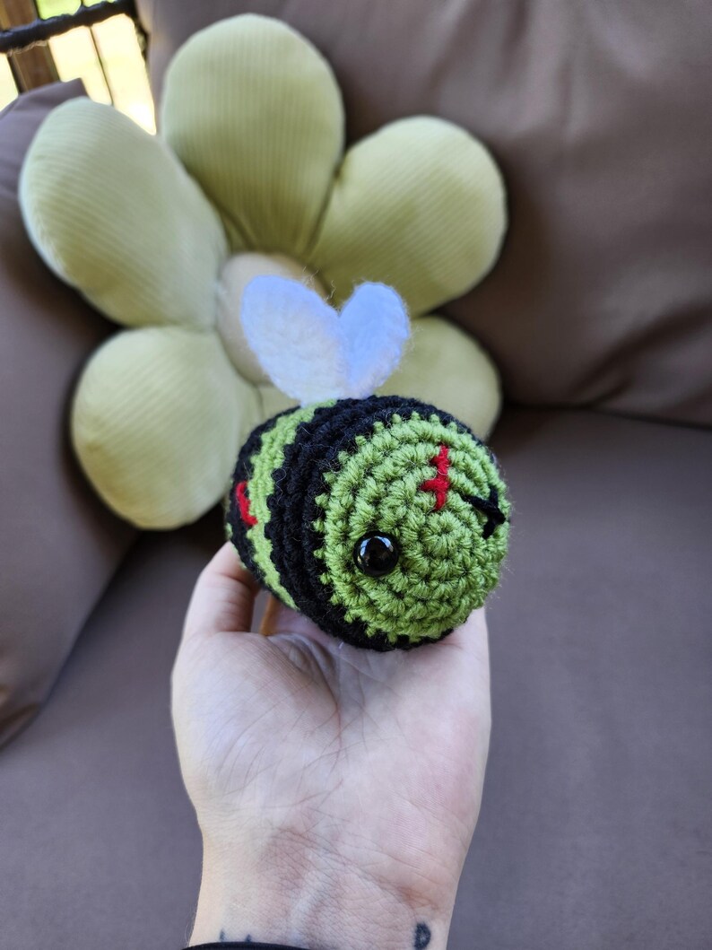 Custom Classic Halloween Bee Plushies - Etsy