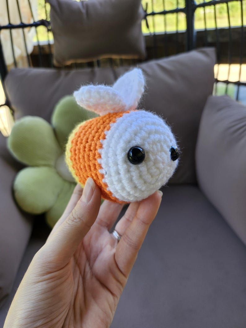 Custom Classic Halloween Bee Plushies - Etsy