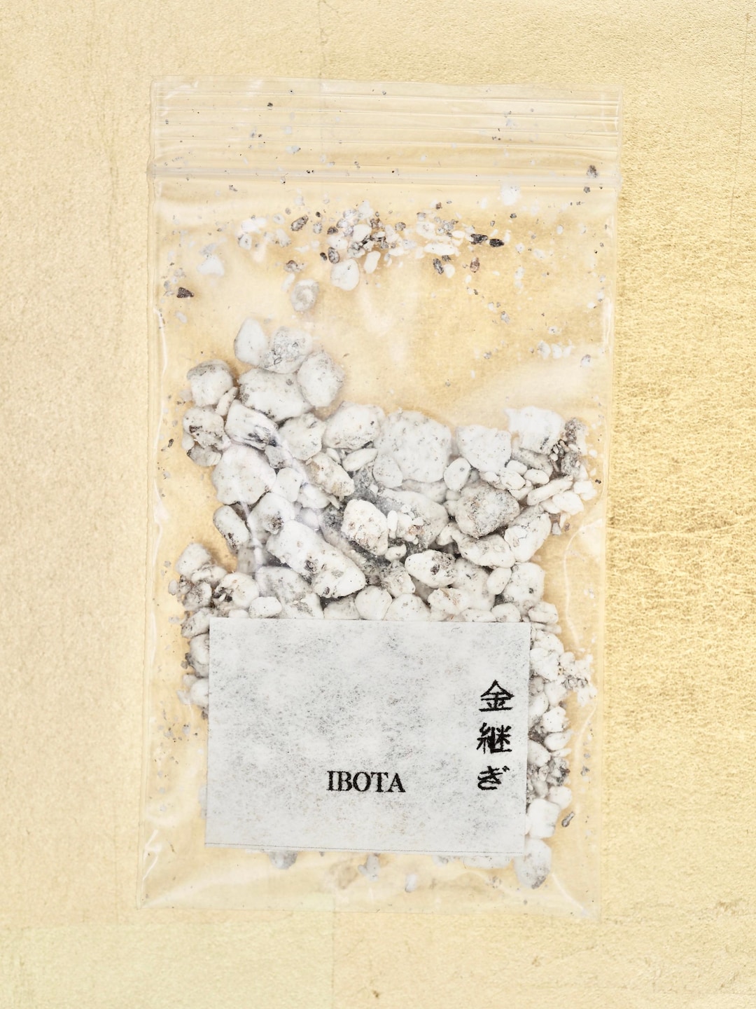 Japanese Ibota-ro 2g Insect-wax - for Buffing/polishing Maki-e ...