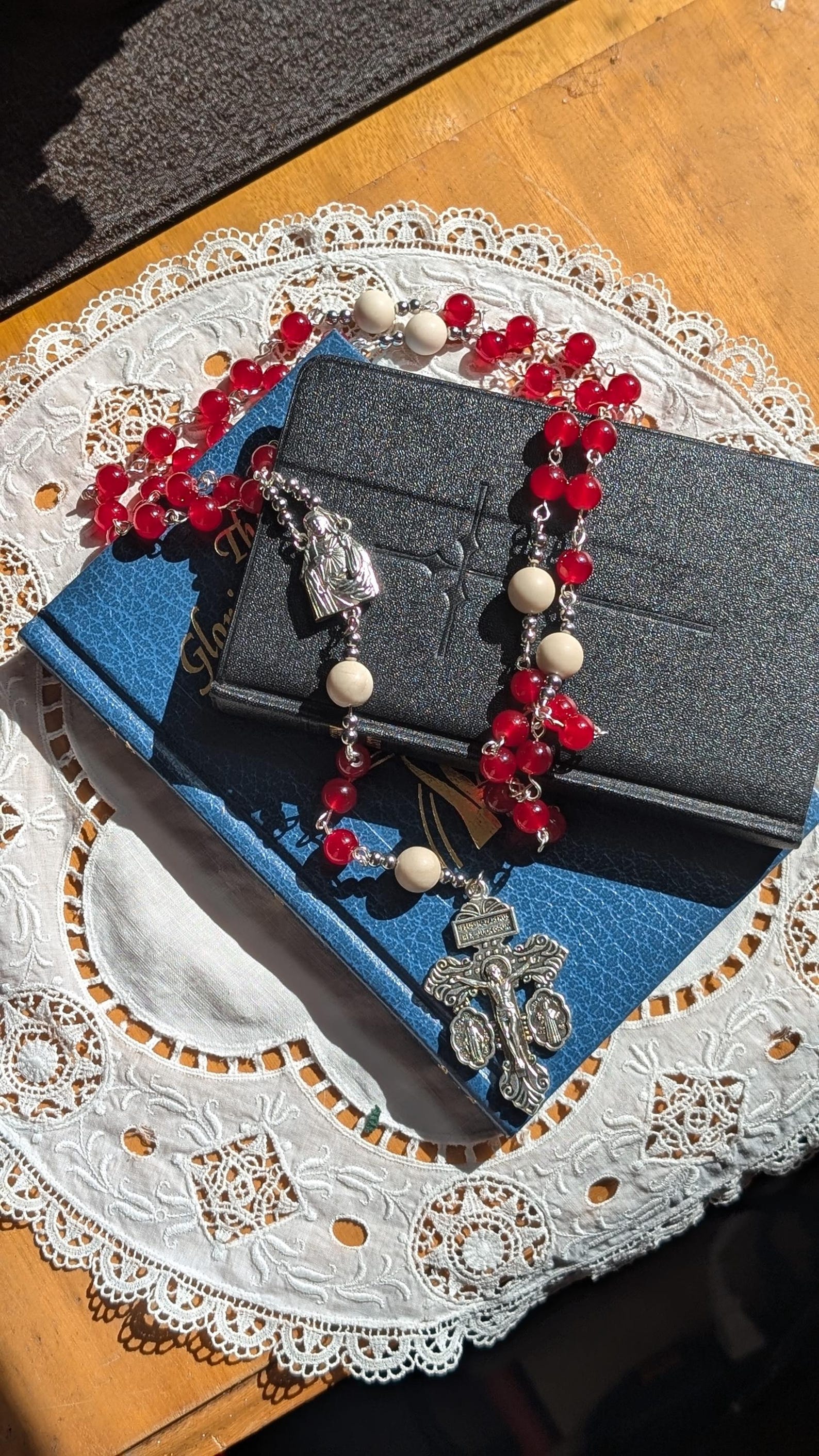 Sacred Heart of Jesus Glass Red Catholic Rosary - Etsy