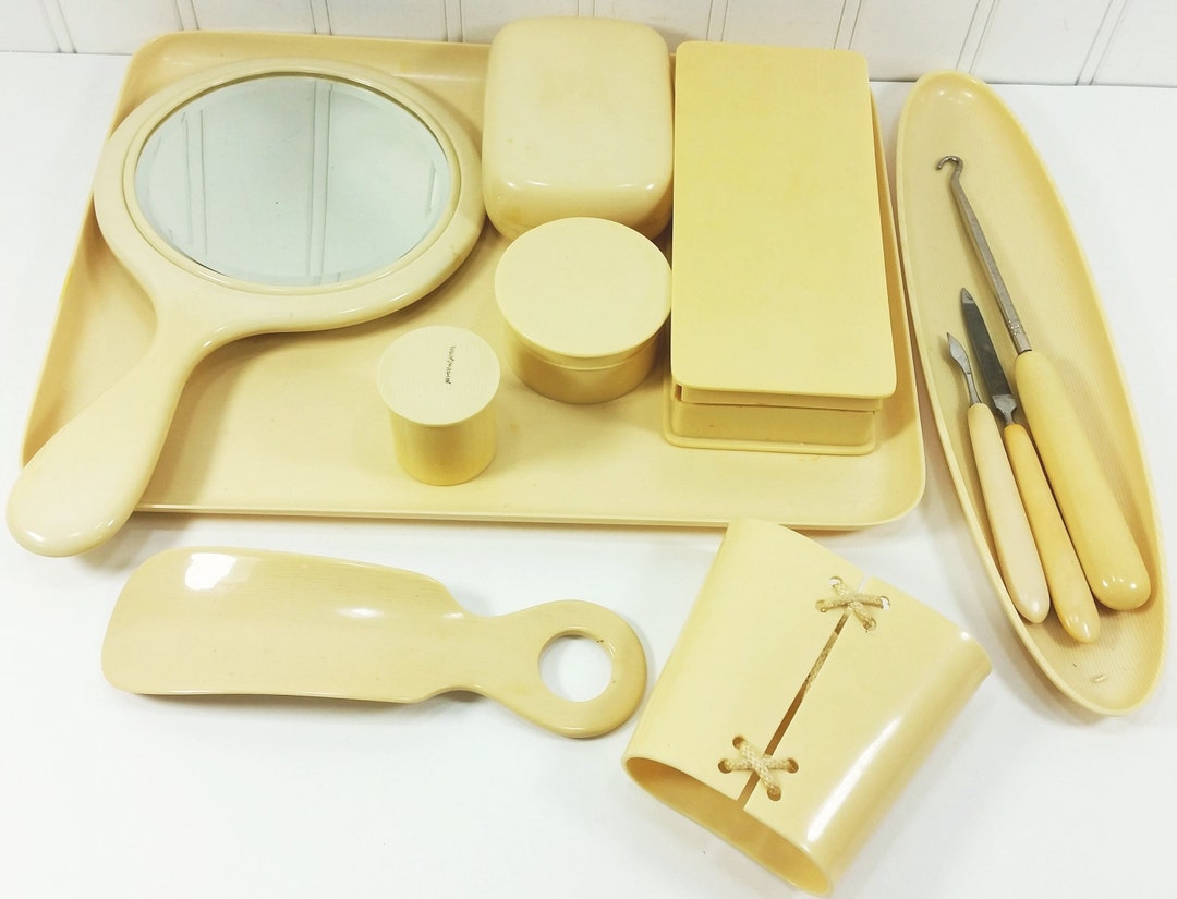 Pyralin Toiletry Set Early 1900s Ivory Celluloid Bath Accessory 13 ...