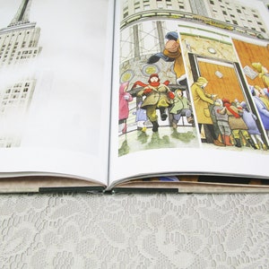 Sector 7 by David Wiesner A Story Without Words Caldecott Honor Book ...