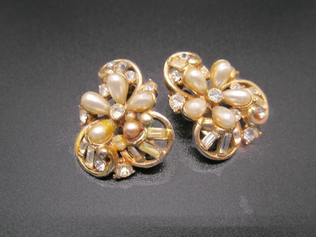 Vintage Signed Hollycraft Pearl and Rhinestone Earrings- Beautiful ...