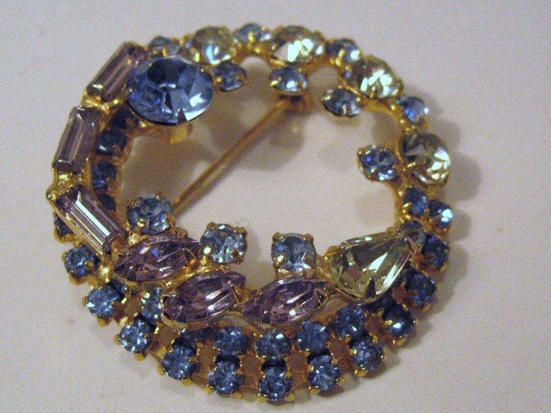 Vintage Crystal Brooch: Gold Toned, Artisan Crafted - Etsy