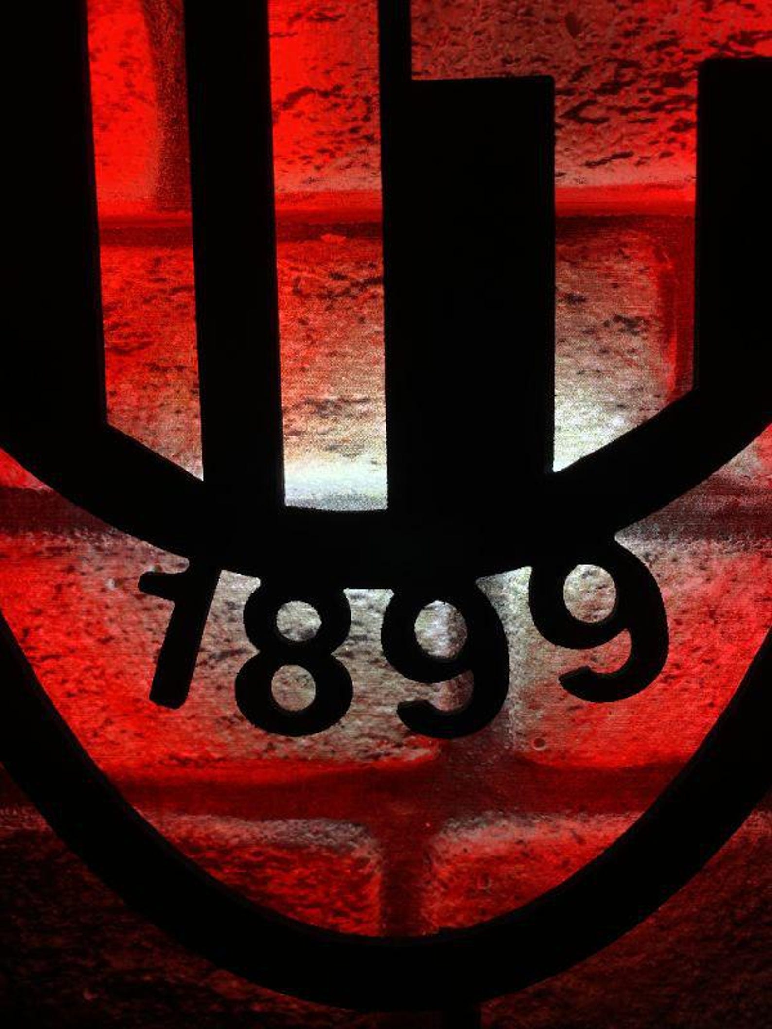 FC Milan Logo Wood Led Sign , Milan Logo Led Light , Football Team Logo ...