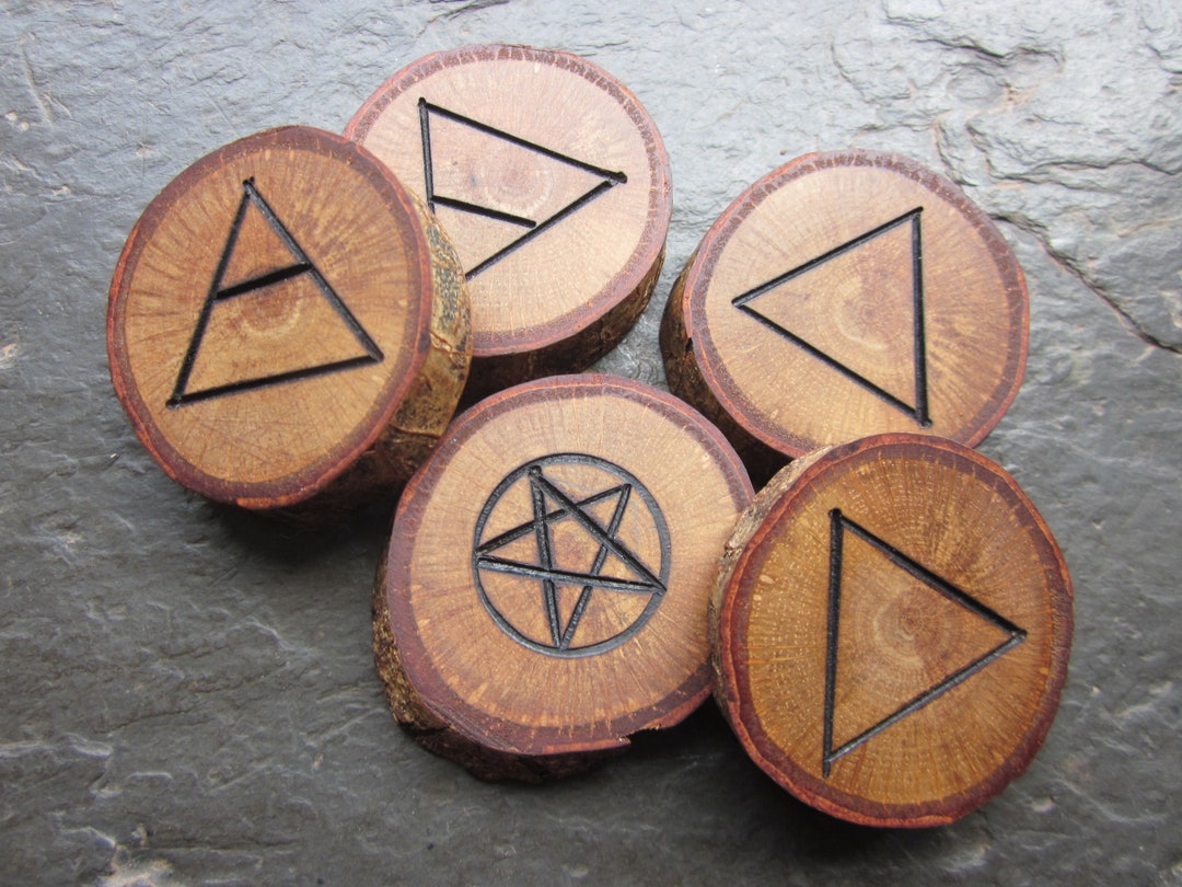 Unique Natural Wood Element Symbols - English Oak - Portable Pocket ...