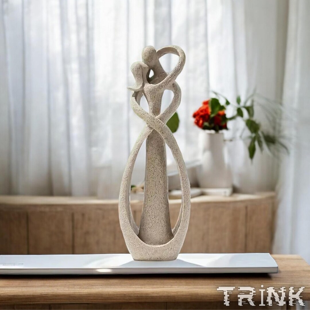 Cute Couples Kissing and Holding Statue, Romantic Gift Sandstone Resin ...