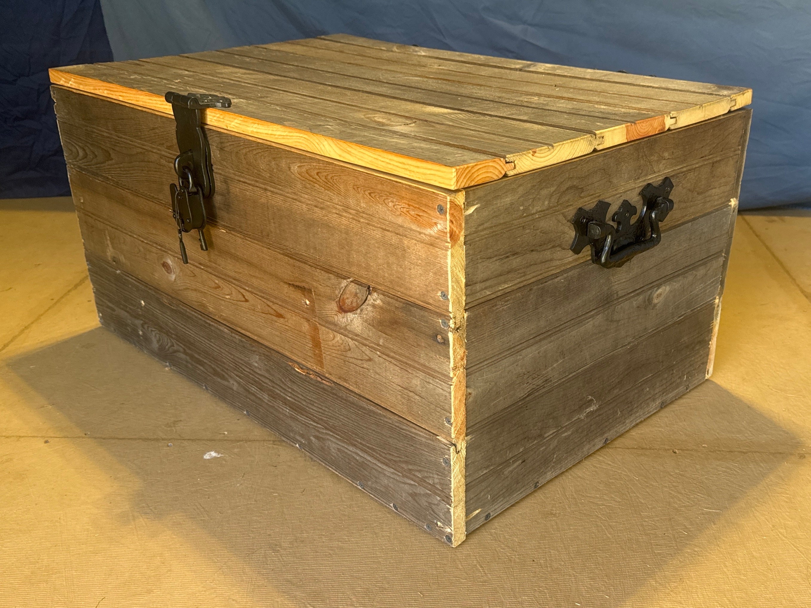 Linen Storage Trunk With Reclaimed Wood Outside & Cedar Lining Inside ...