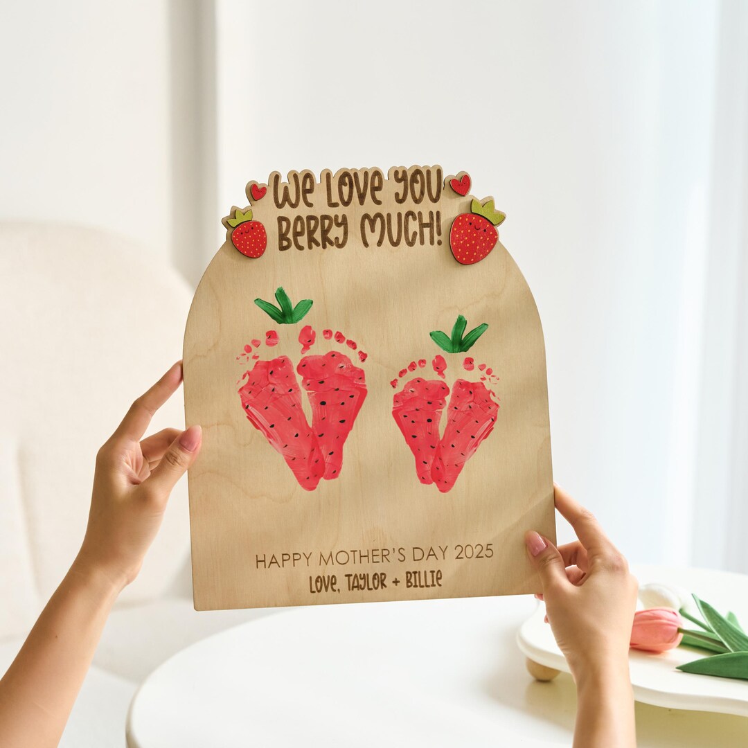 Strawberry Mother's Day Handprint Sign, Gifts for Mom, Kids Keepsake ...