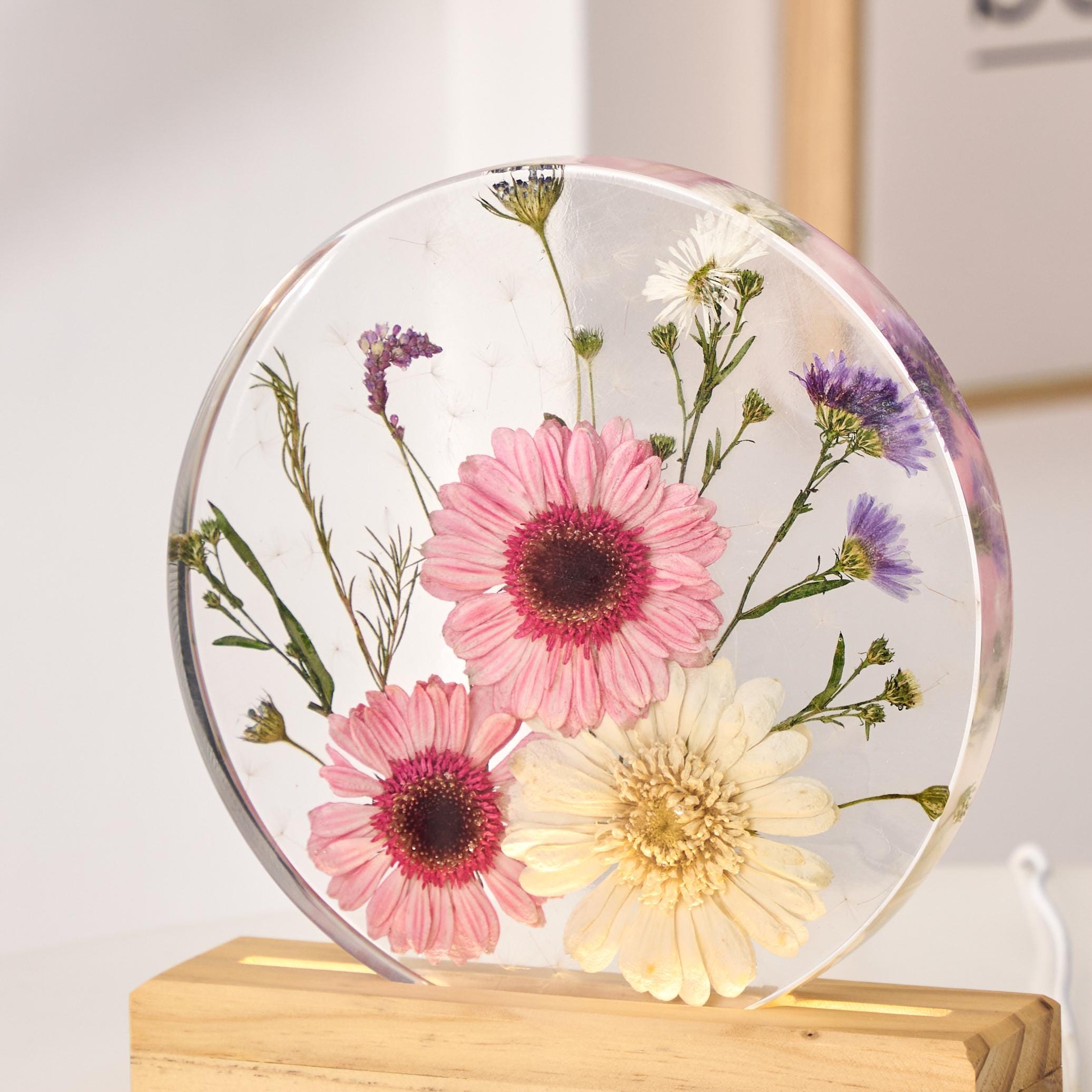 Real Gerbera Daisy Epoxy Night Light, Custom Resin Flower Lamp, Gift ...