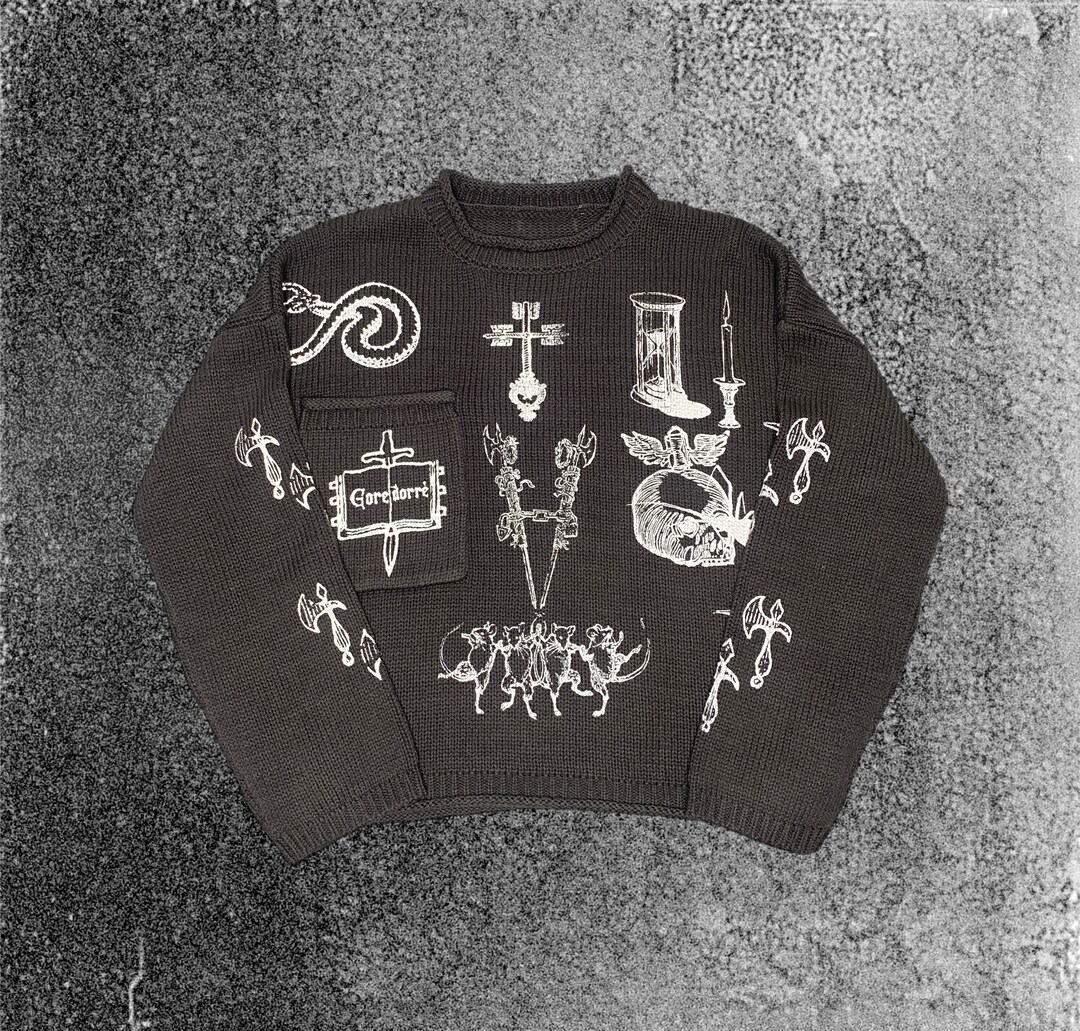 Medieval Custom Woman Croptop Dark Fantasy Dungeon Aesthetic Engraving ...