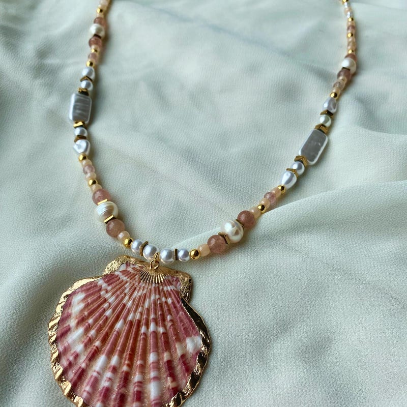 Gold Shell Necklace - Etsy