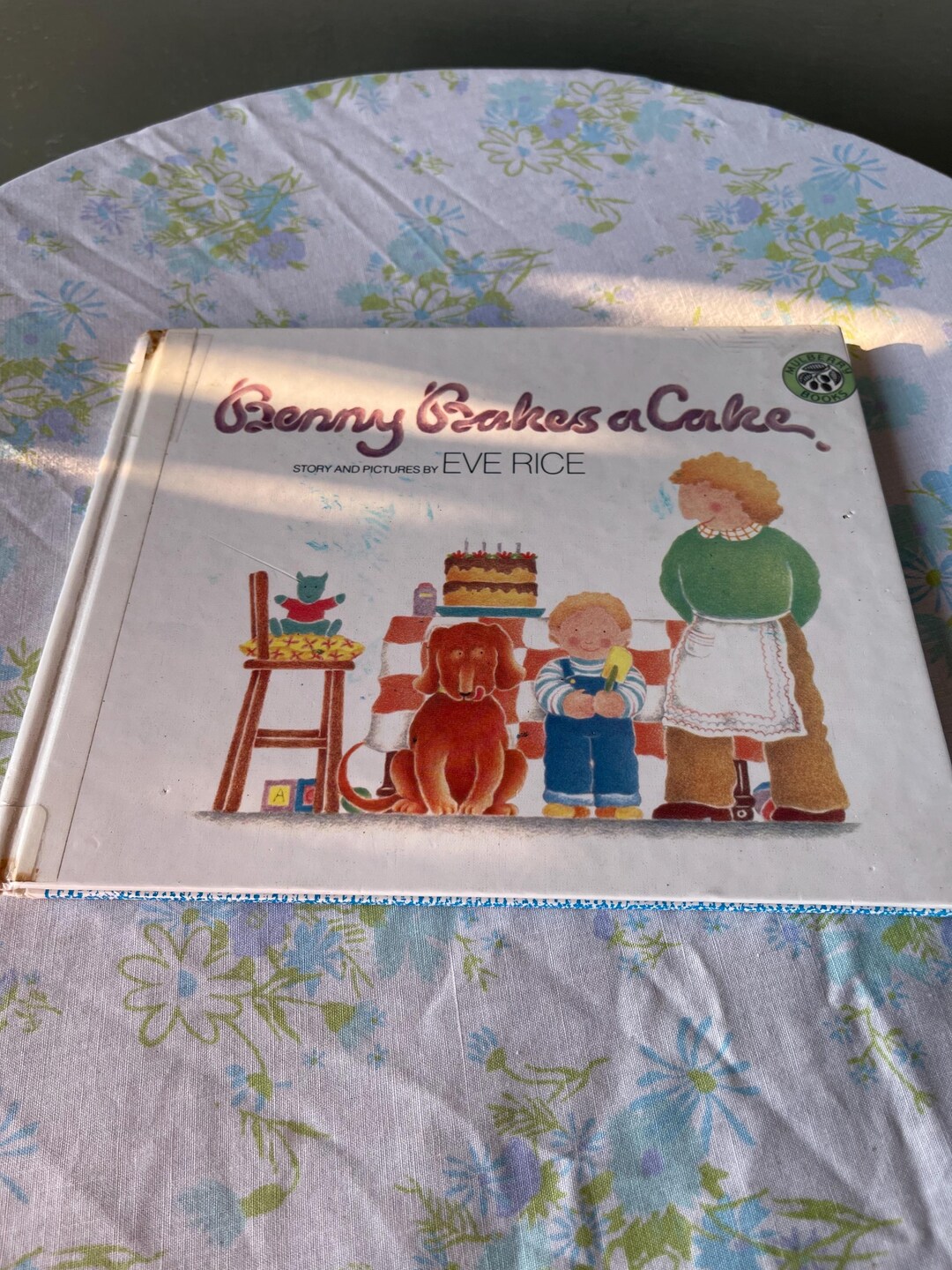 Vintage CHILDREN Book BENNY Bakes a CAKE - Etsy