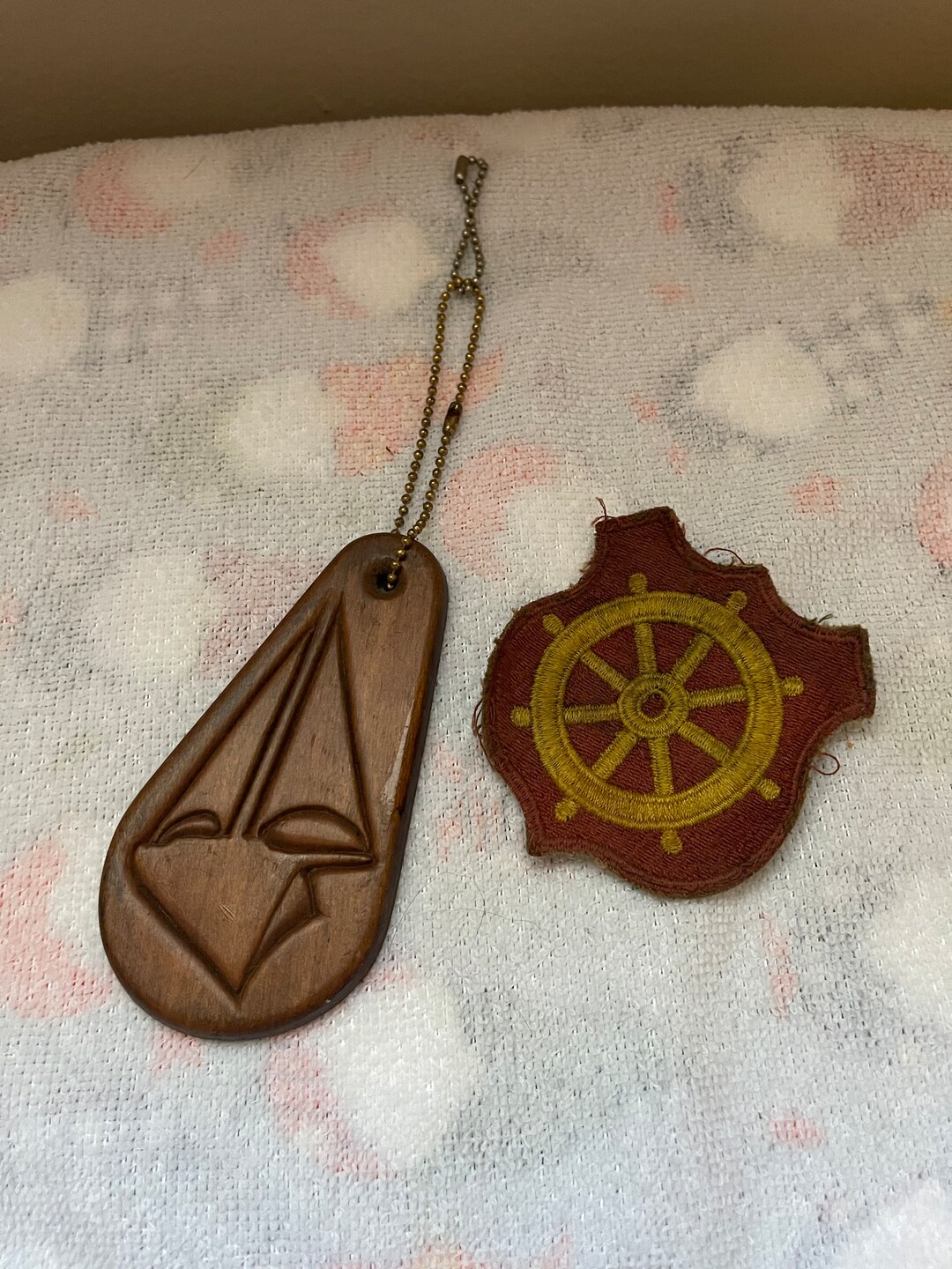 Vintage Wood Boat KEY CHAIN & Nautical Wheel PATCH - Etsy