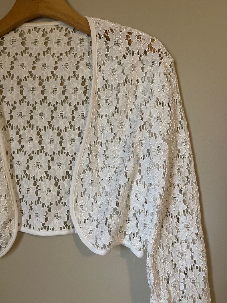 GORGEOUS Vintage White EYELET LACE Cropped Jacket Top Small - Etsy