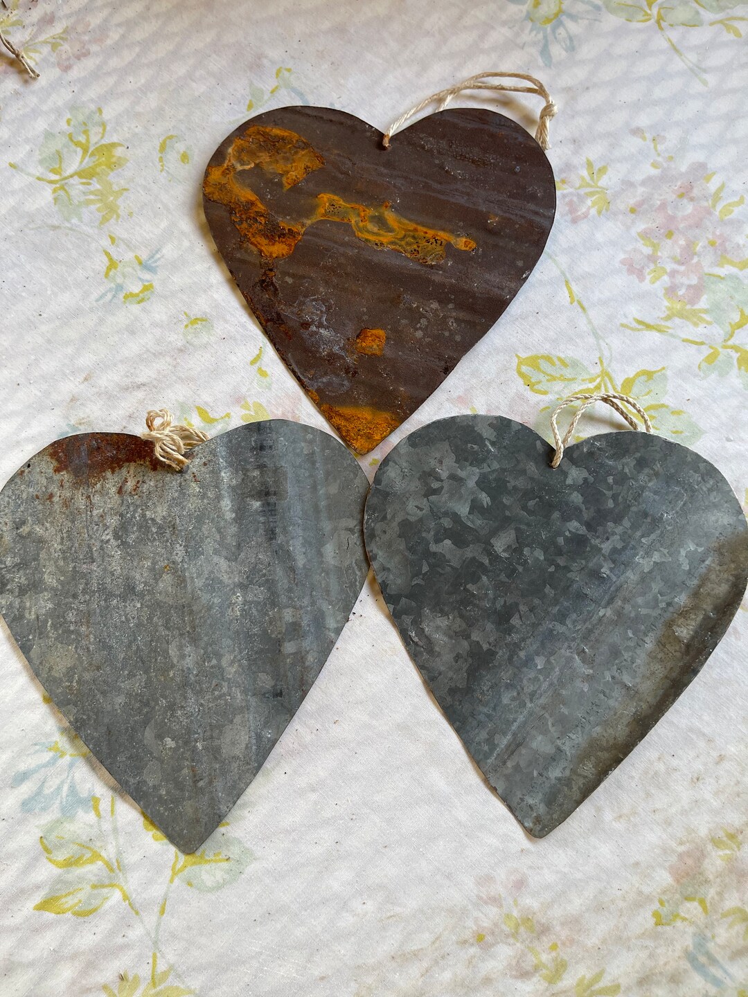 Vintage Lot of 3 GALVANIZED Metal Large HEART Ornaments VALENTINES ...