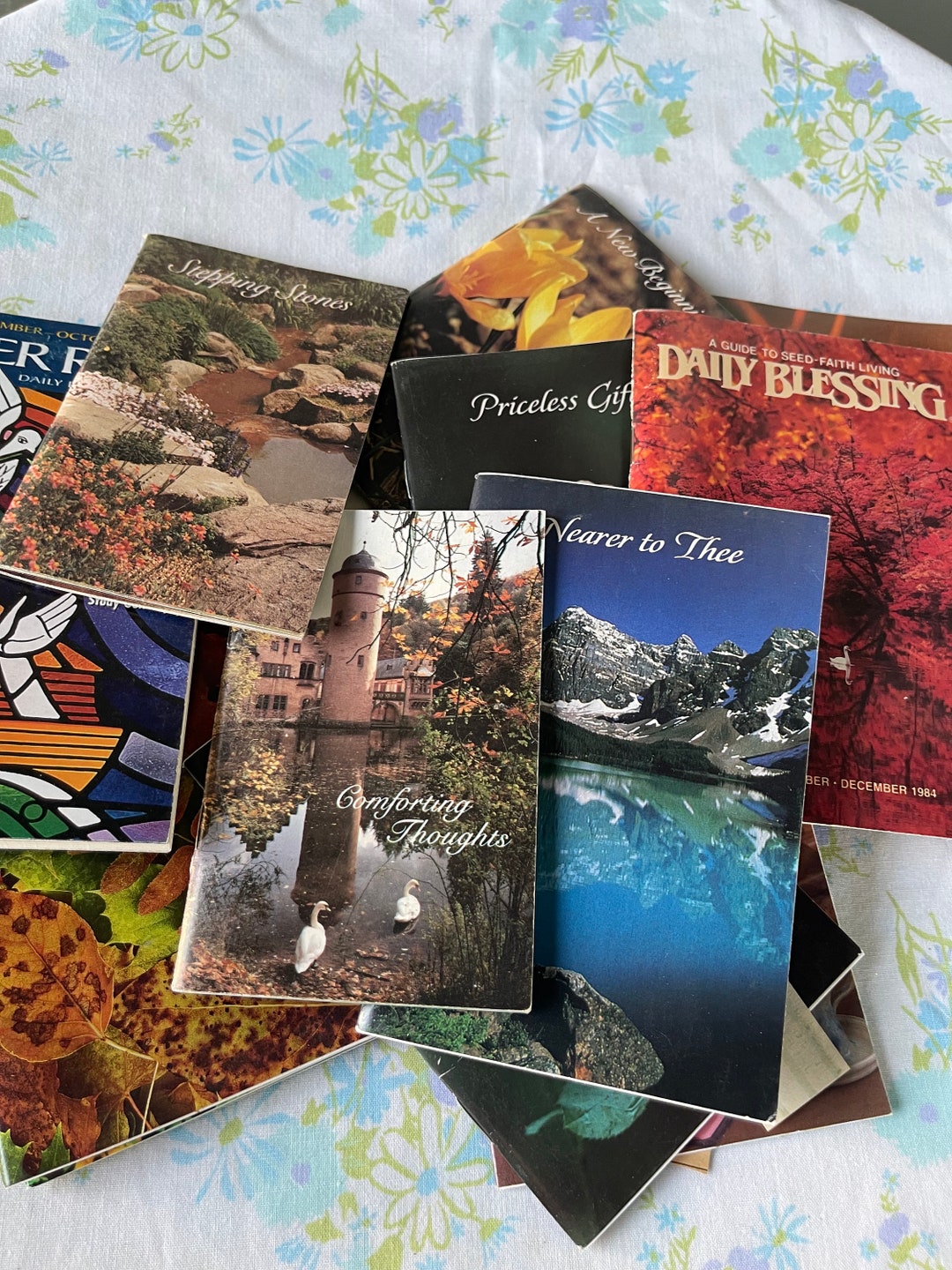 HUGE Lot of Religious INSPIRATIONAL Pamphlets Books - Etsy