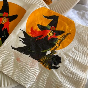 Vintage HALLOWEEN Witch Paper Plates and Napkins - Etsy