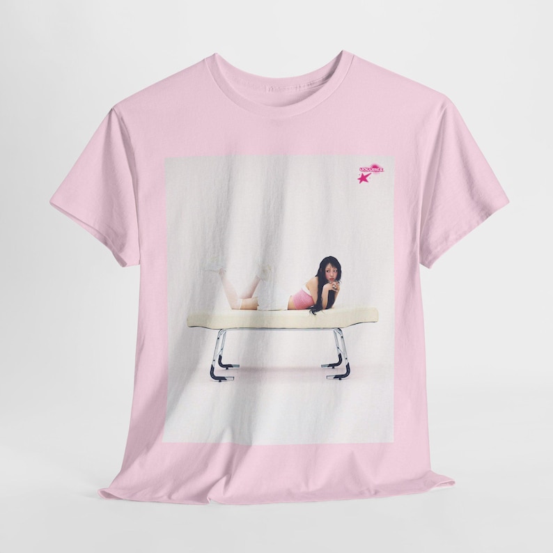 Yves Loop Album Kpop Pink Color Palette Unisex Heavy Cotton Tee, Chuu ...