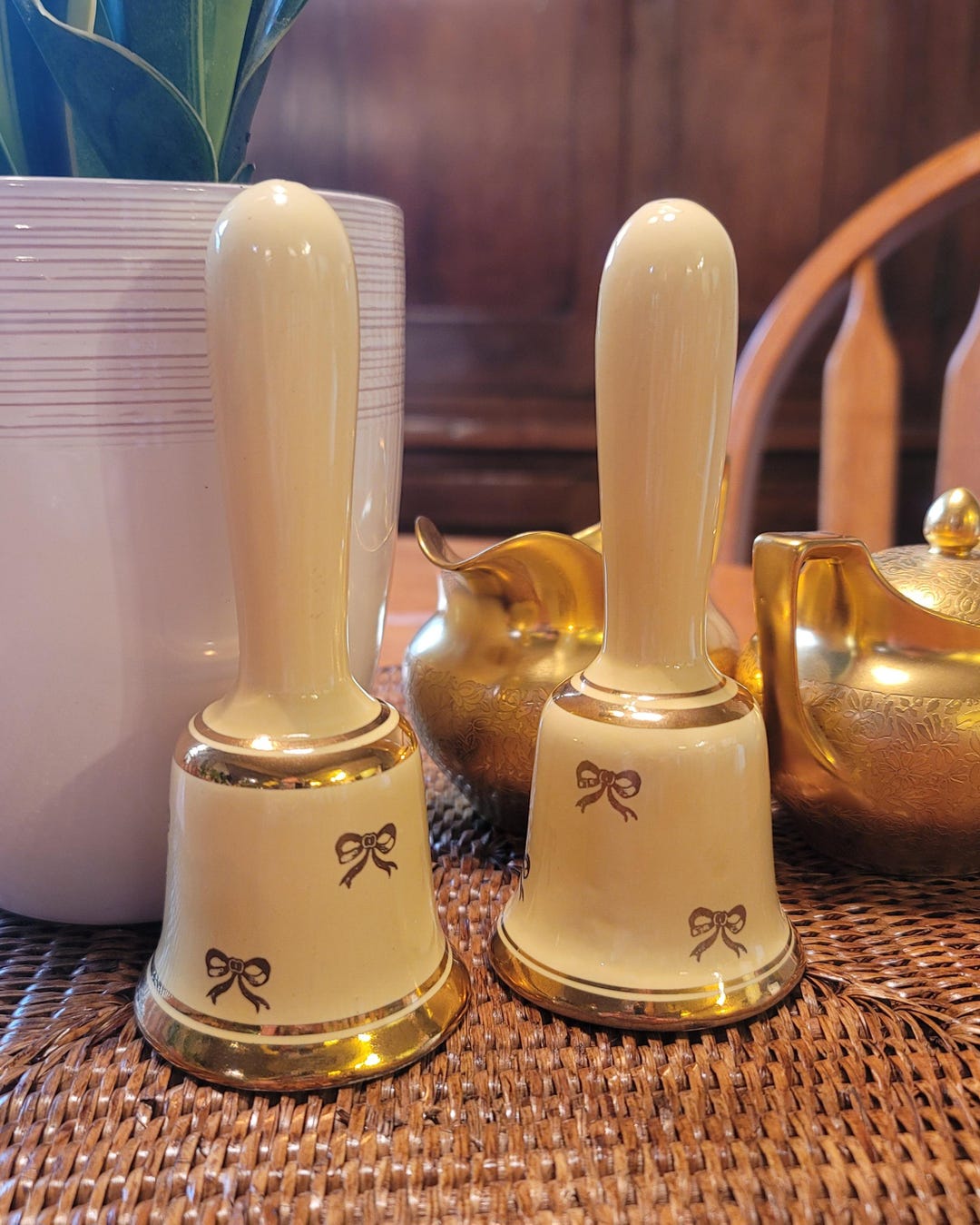 Vintage 1950's Butter Yellow and Gold Trim Ceramic Bell Salt & Pepper ...