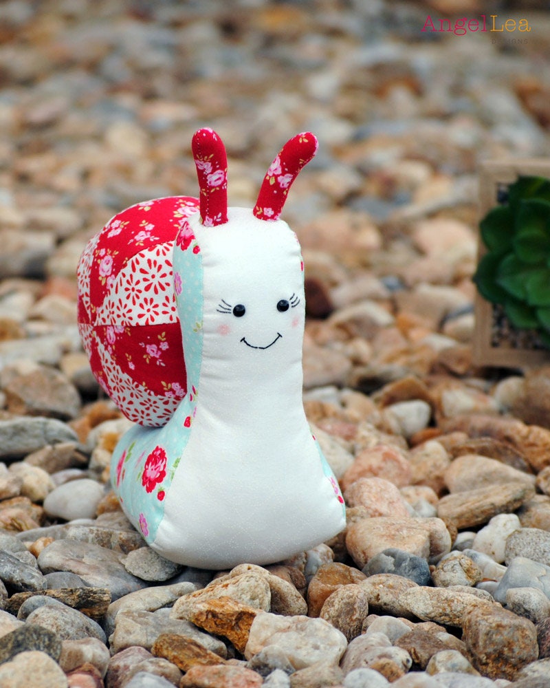 Snail Softie PDF Sewing Pattern, Sandy the Snail Stuffed Animal Pattern ...