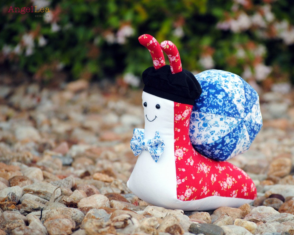 Snail Softie PDF Sewing Pattern, Sandy the Snail Stuffed Animal Pattern ...
