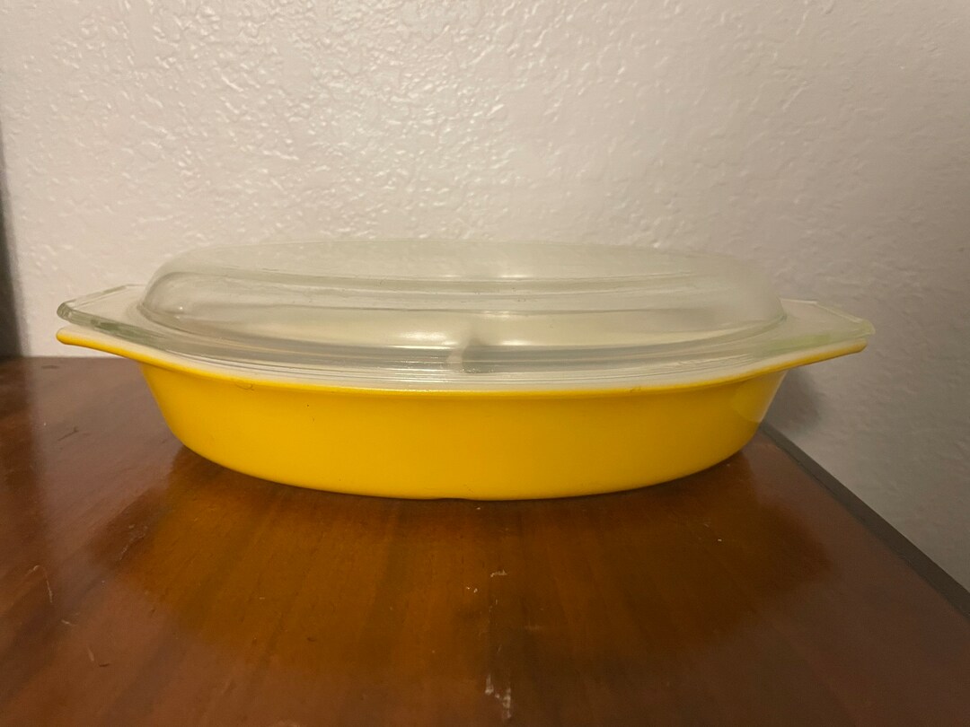 Vintage Yellow Pyrex Divided Dish - Etsy