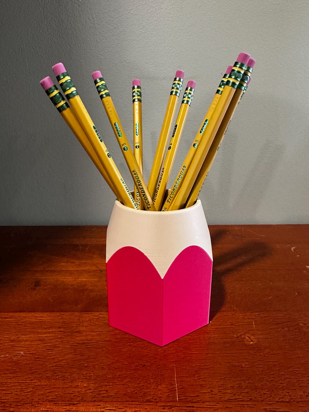 3D Printed Pencil Cup – Pencil Shaped – Customizable - Etsy