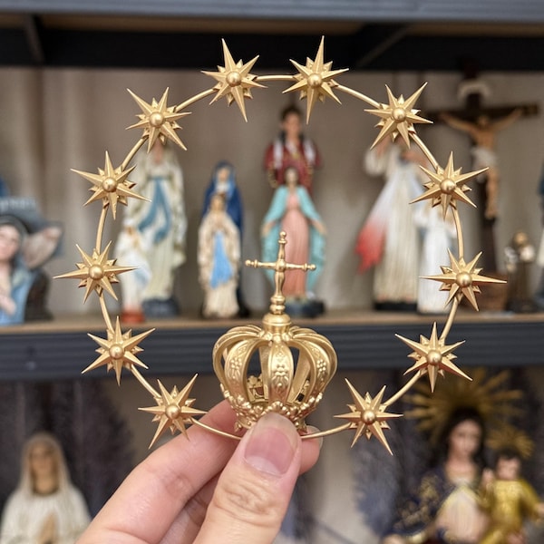 Lady Veil Statue - Etsy UK