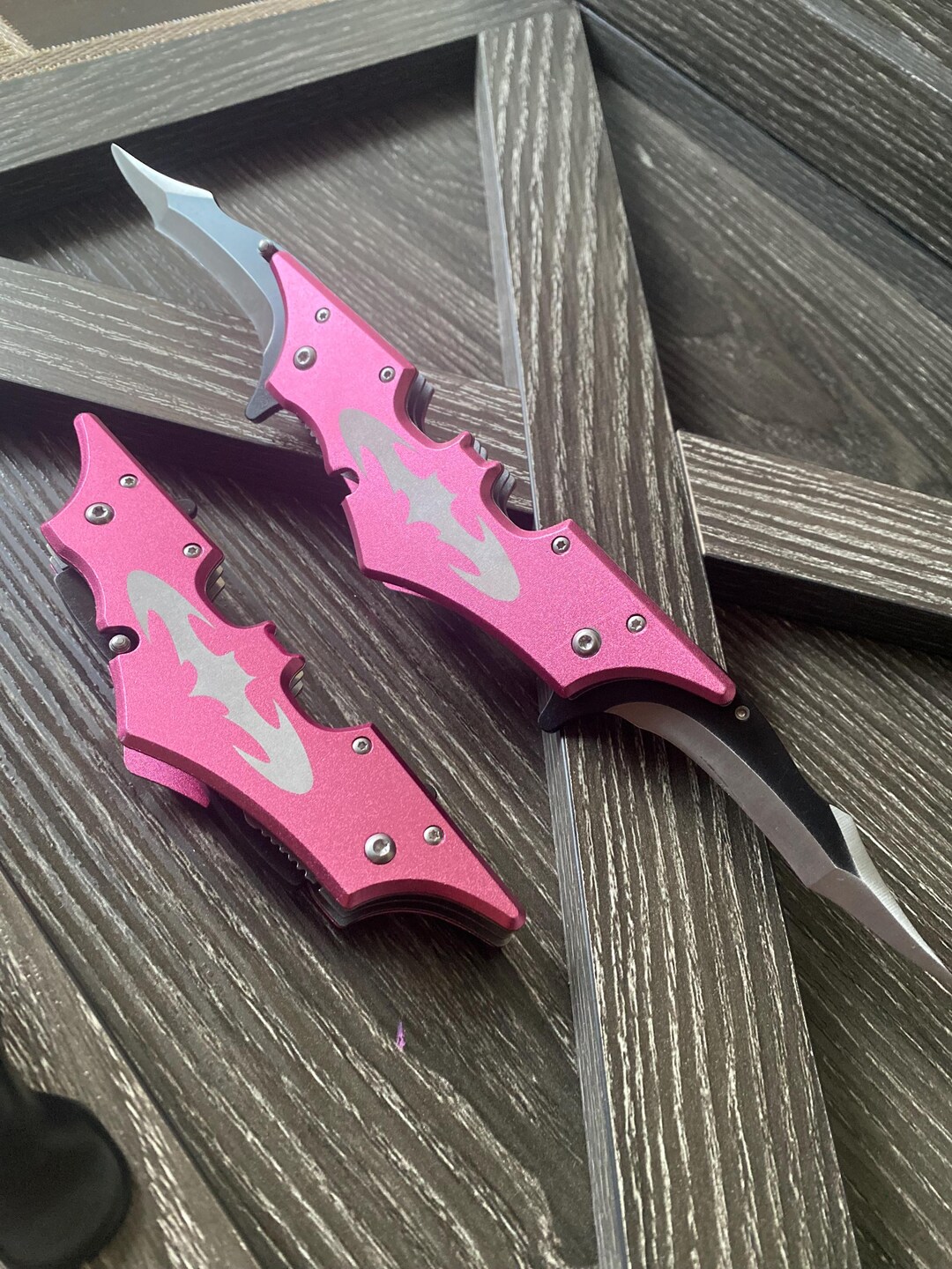 Pink Batman Dual Spring Assisted Hunting Knife Batgirl Dc Anime Gift ...