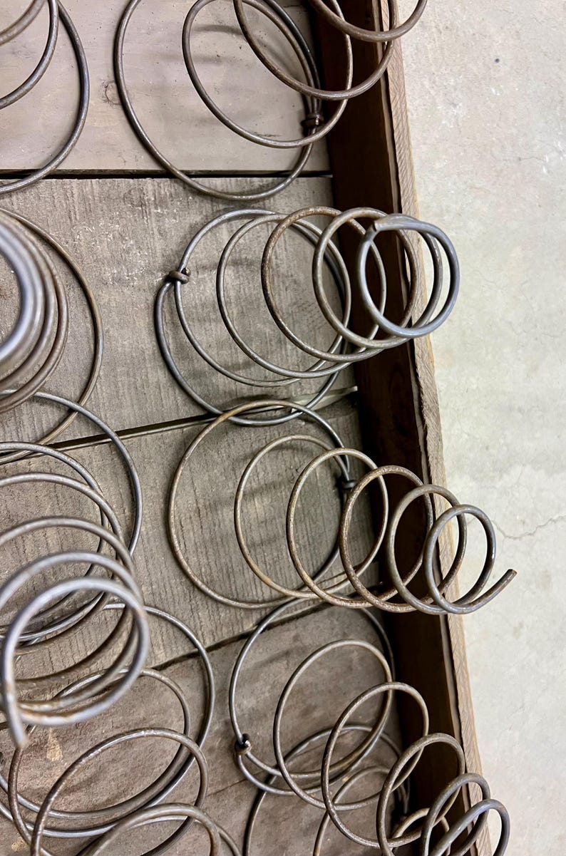 VINTAGE Rusty Bed Springs Rusty Craft Supplies - Etsy