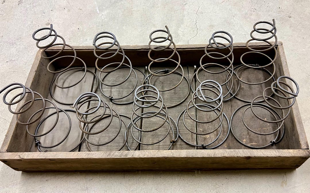 VINTAGE Rusty Bed Springs Rusty Craft Supplies - Etsy
