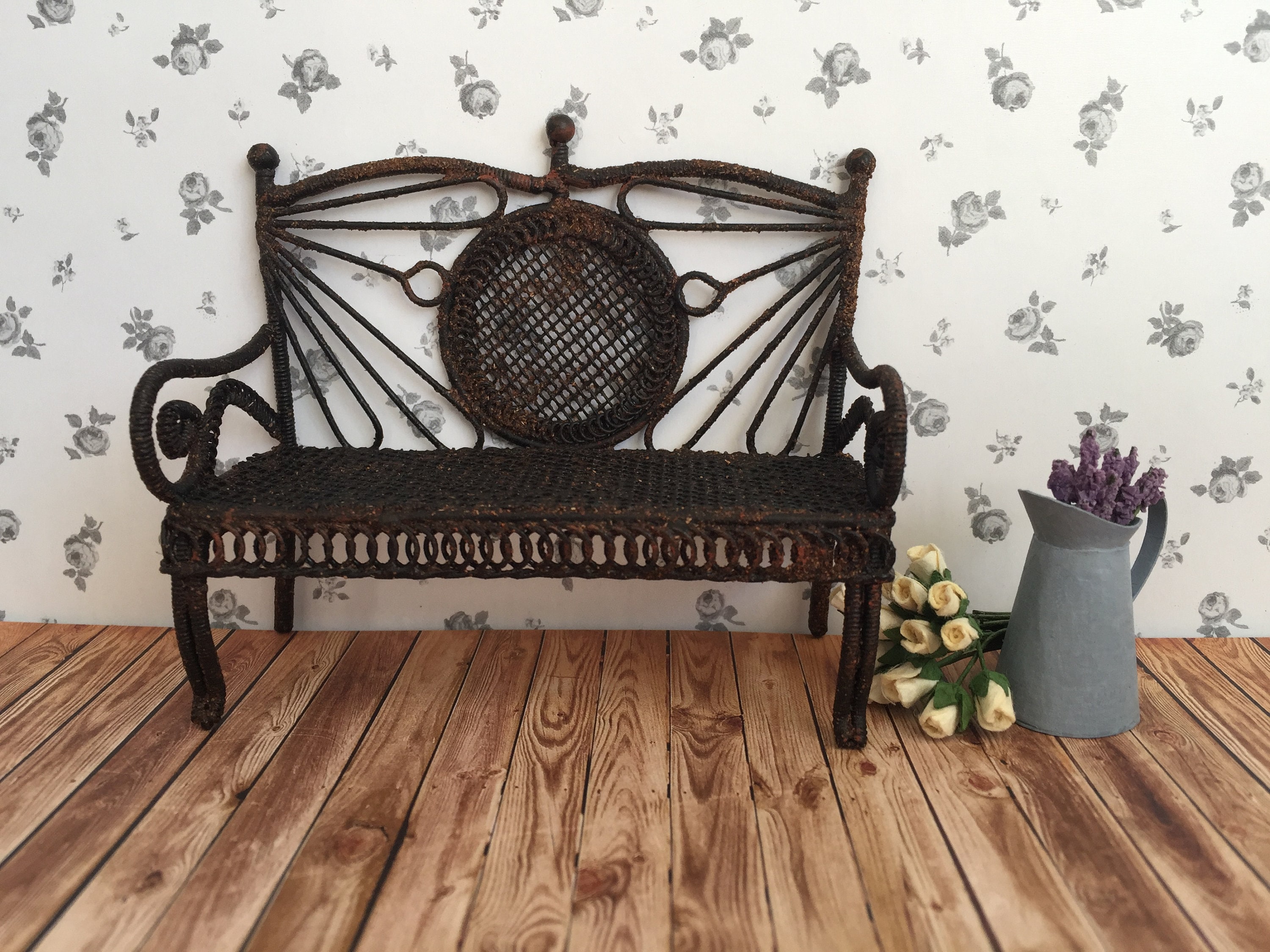 Dollhouses Dolls & Miniatures Rusty Wire Dollhouse 1:12th Miniature ...