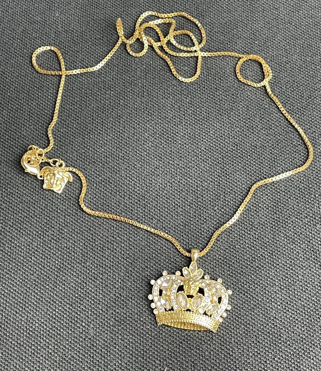 Versace Gold Curb Chain Crystal Charming Crown Designer Classy Pendant ...