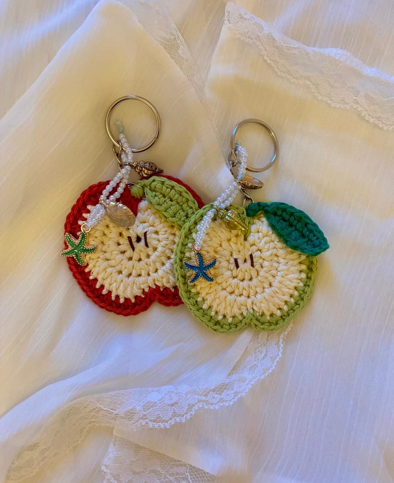 Crochet Apple Keychain Pattern – Beginner Friendly Amigurumi (PDF ...