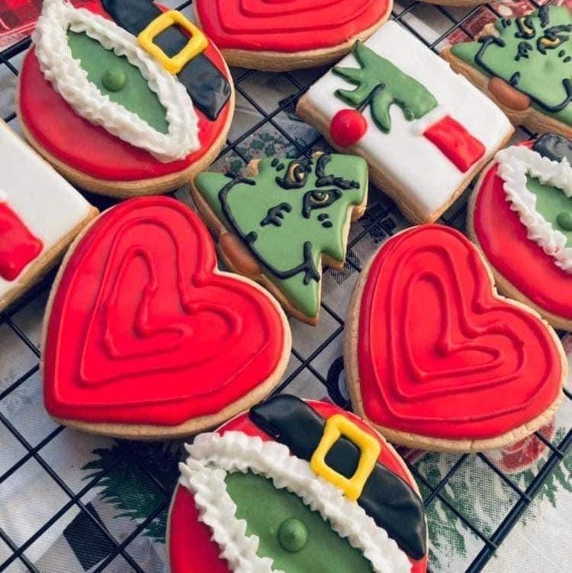 The Grinch Sugar Cookies - Etsy