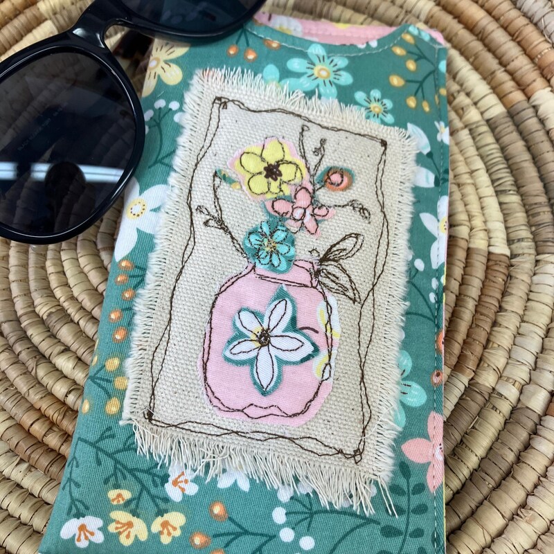 StitchesbyJulia - Etsy