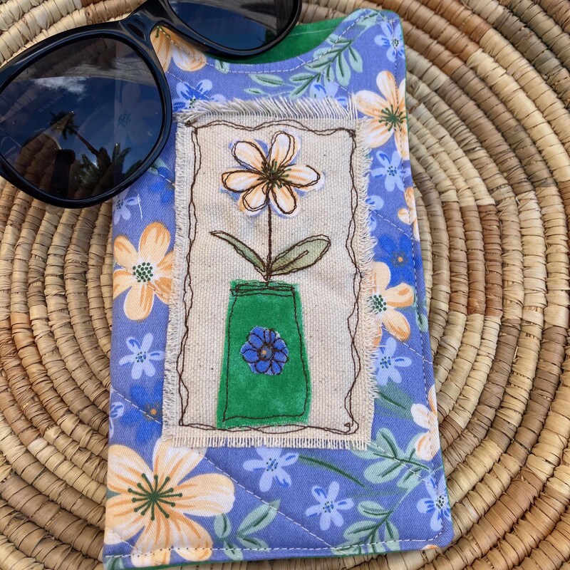 StitchesbyJulia - Etsy
