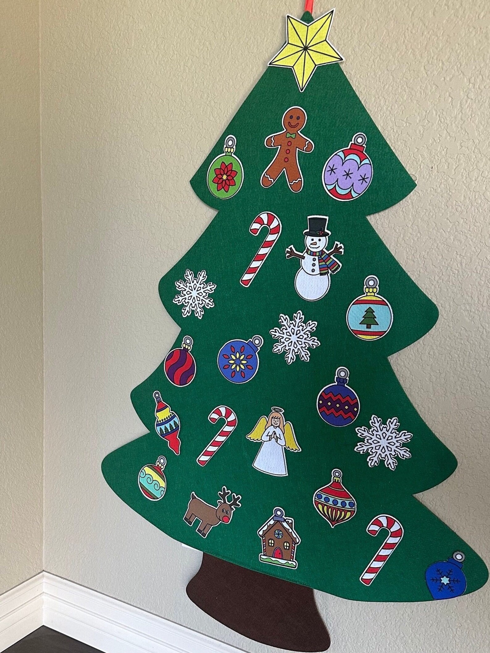 Felt Christmas Tree With Ornaments. Toddlers, Preschool, Children’s ...
