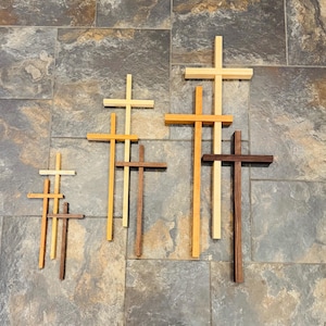 20” Height Three Wooden Crosses Wall Display - Etsy