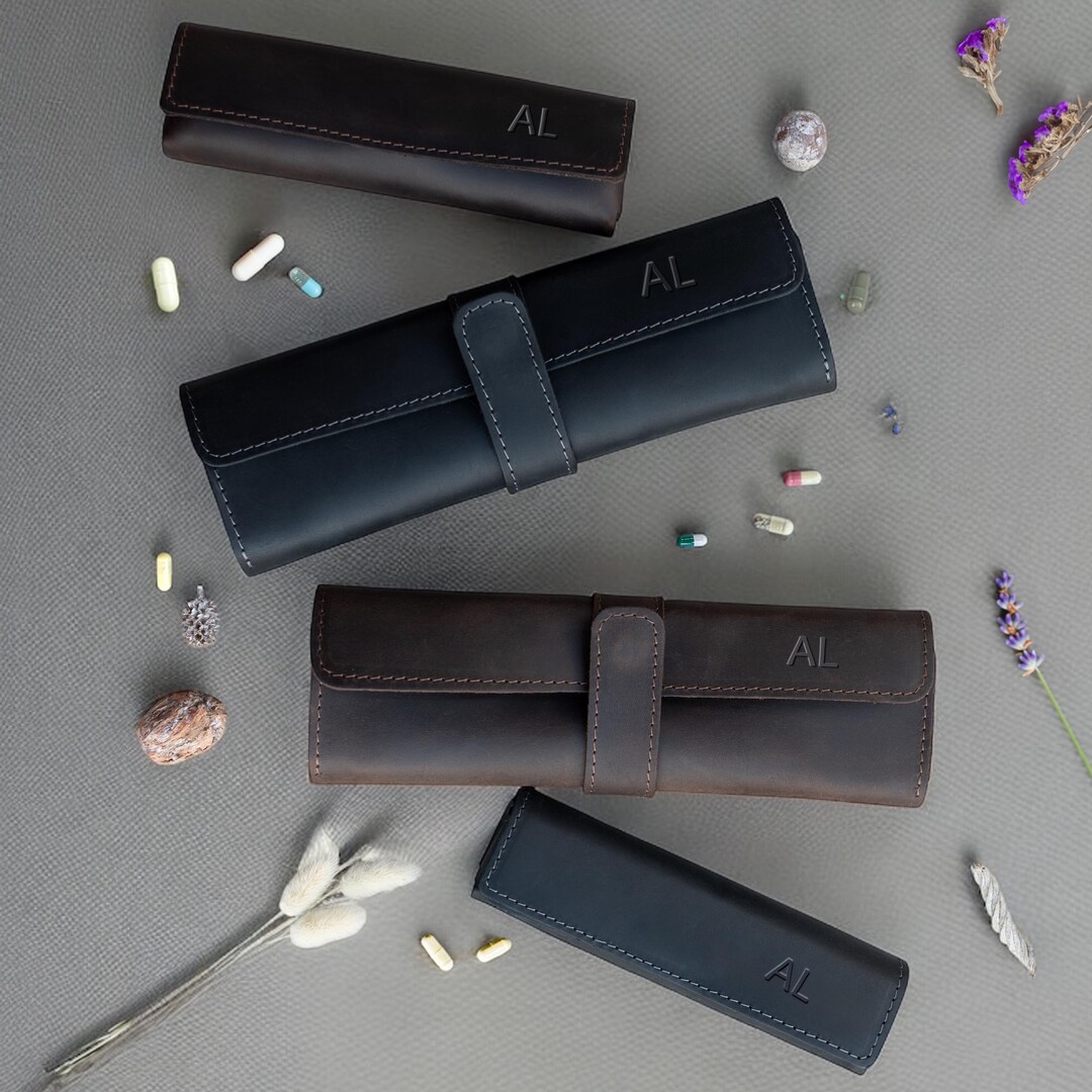 Custom Leather Pill Pouch Organizer, Weekly Medicine Wallet, Pill Case ...