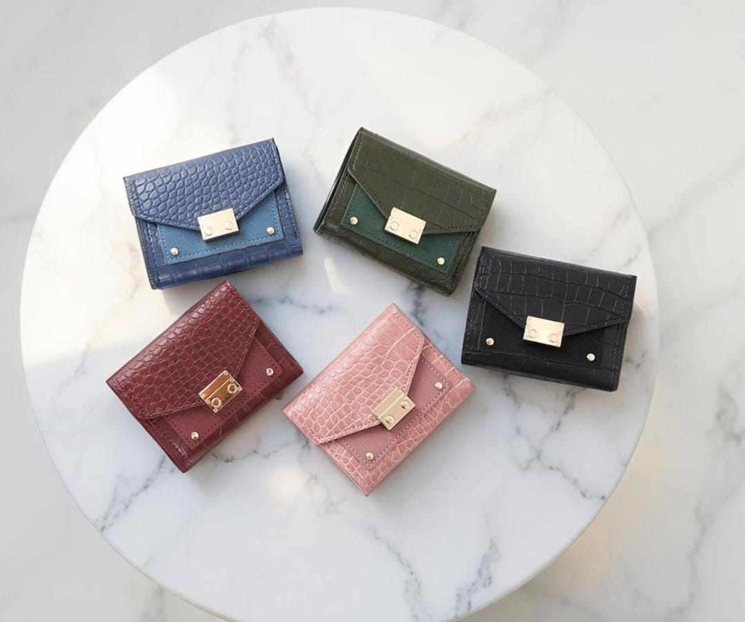 Women's Croco Embossed Tri-fold Wallet - Etsy