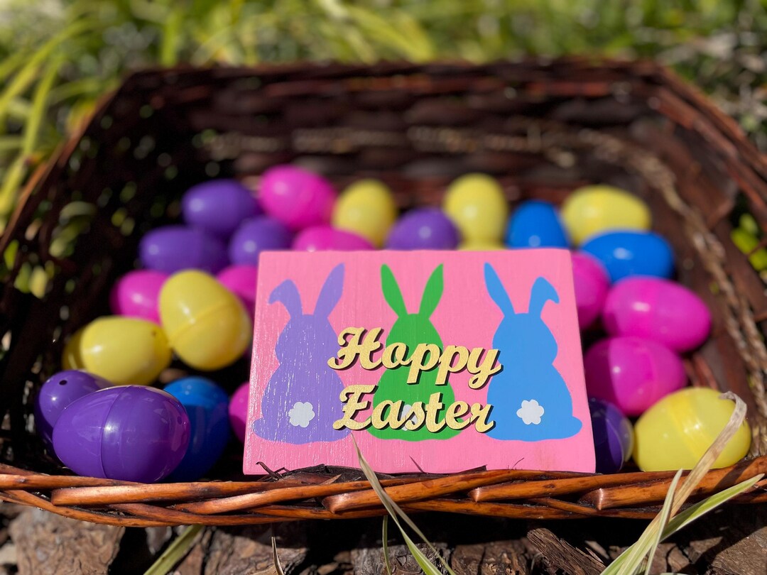 Hoppy Easter Mini Decoration | Handcrafted 3D Wall Hanging or Desk ...
