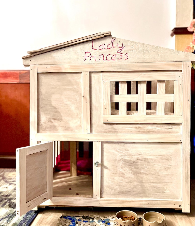Small Pet House for Indoor/ Outdoor Small Pet House With Scratching ...