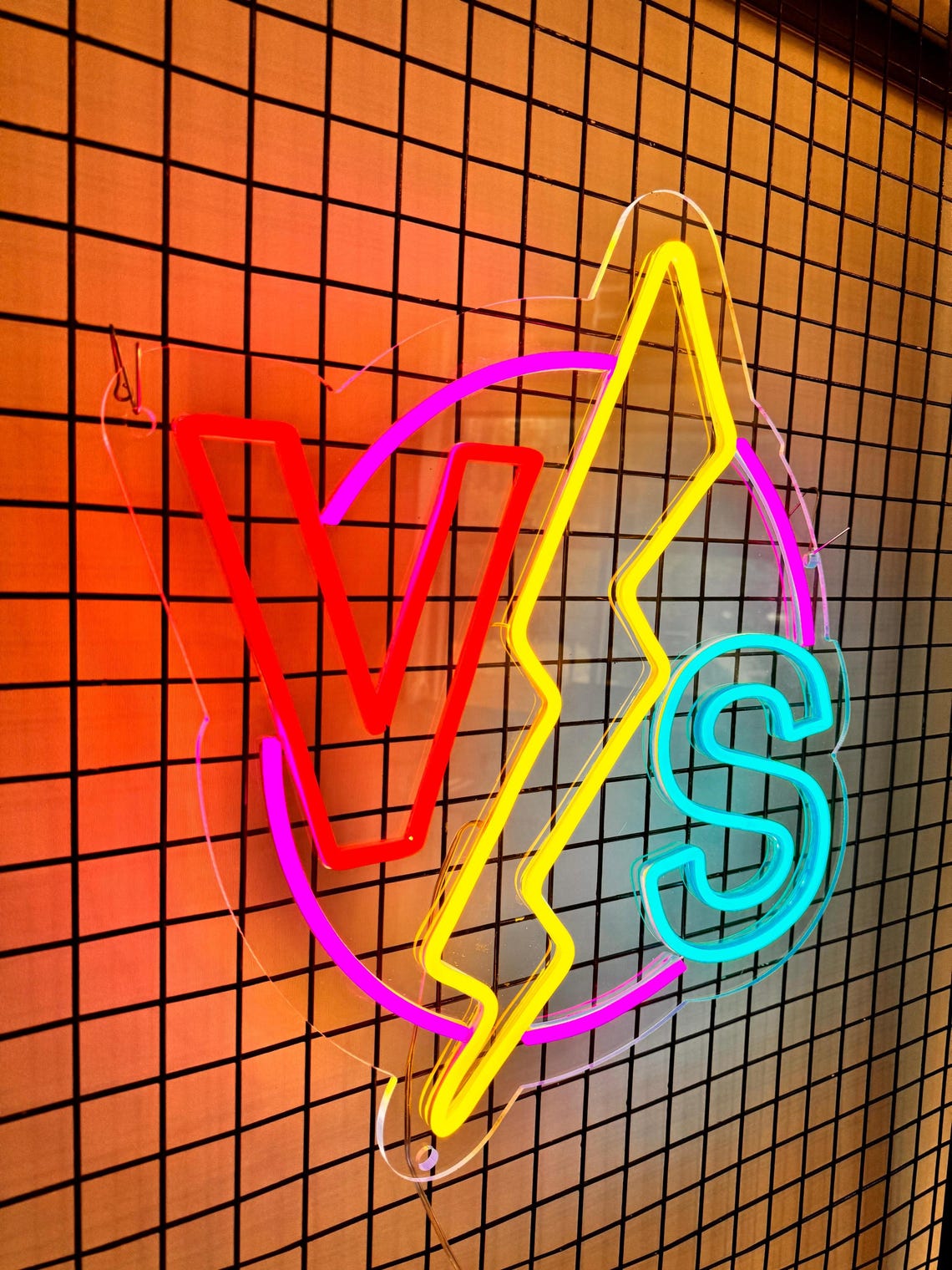 VS Neon Sign With Lightning Bolt - Bold Wall Art for Gaming Rooms ...