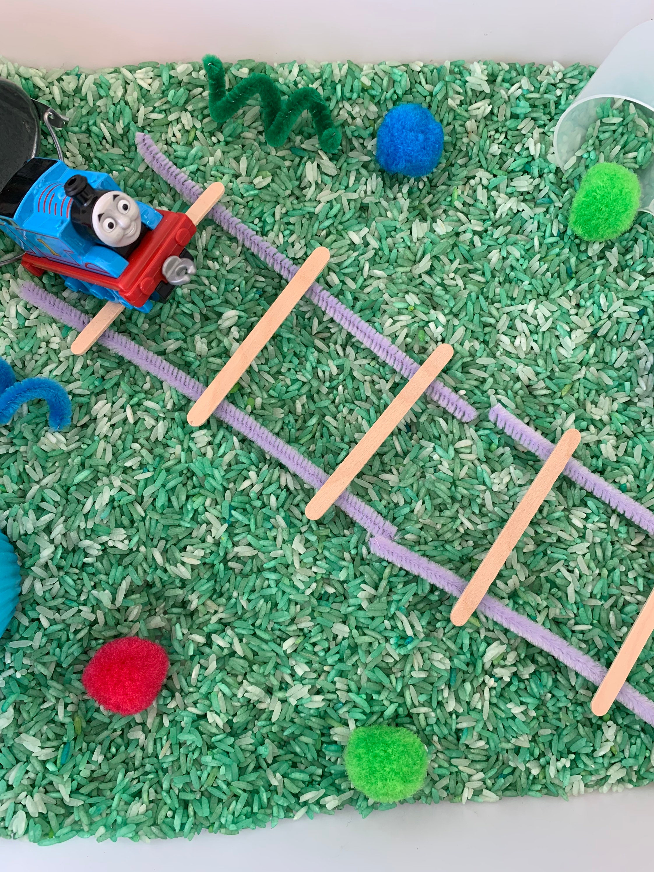 Toys & Games Learning & School Toys Train Sensory Bin etna.com.pe