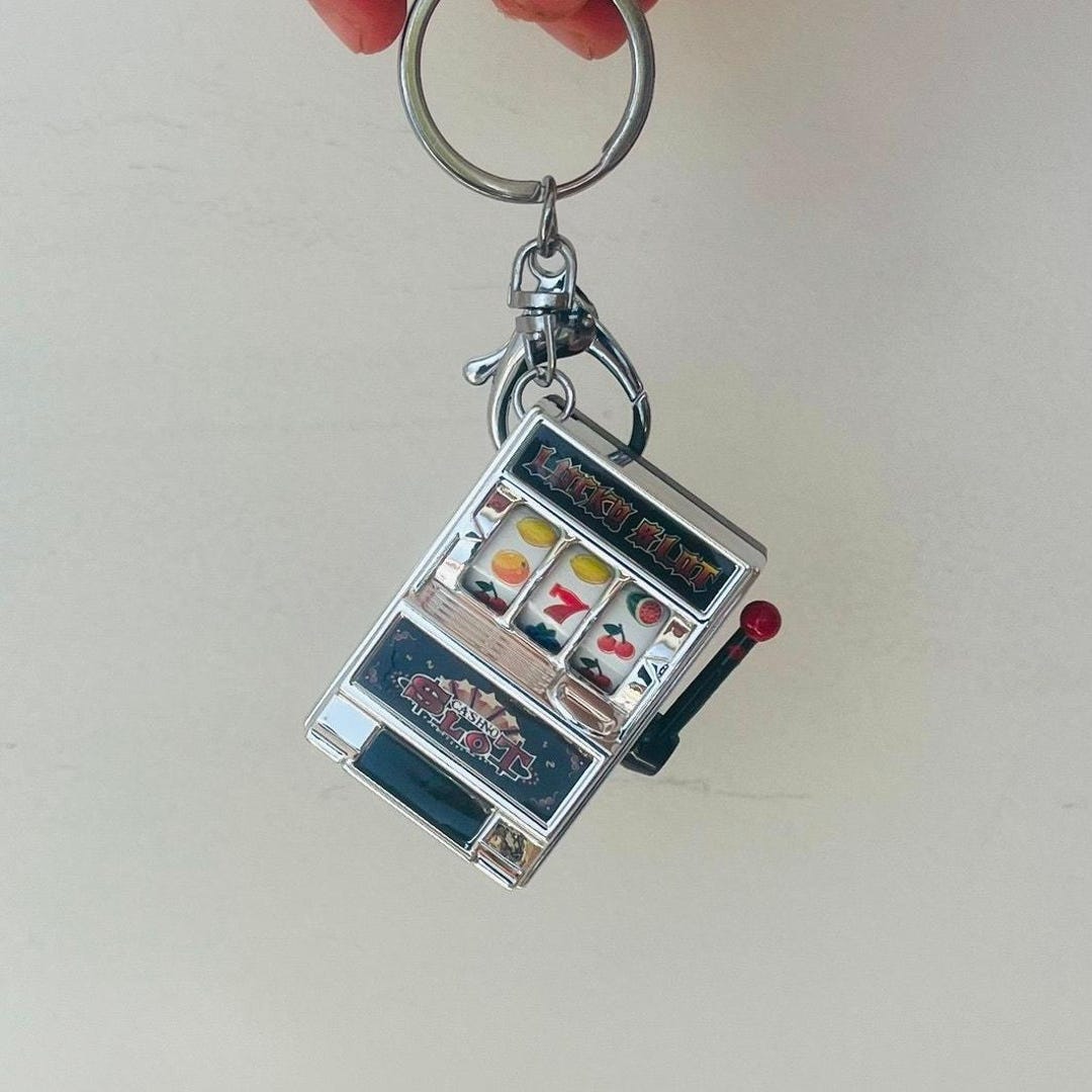 Y2k 2000s Vintage Style Working Slot Machine Keychain - Etsy